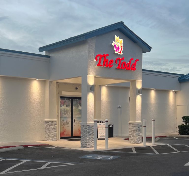 Holiday Adult Gifts, Sexy Lingerie, Love Tampa Adult Stores